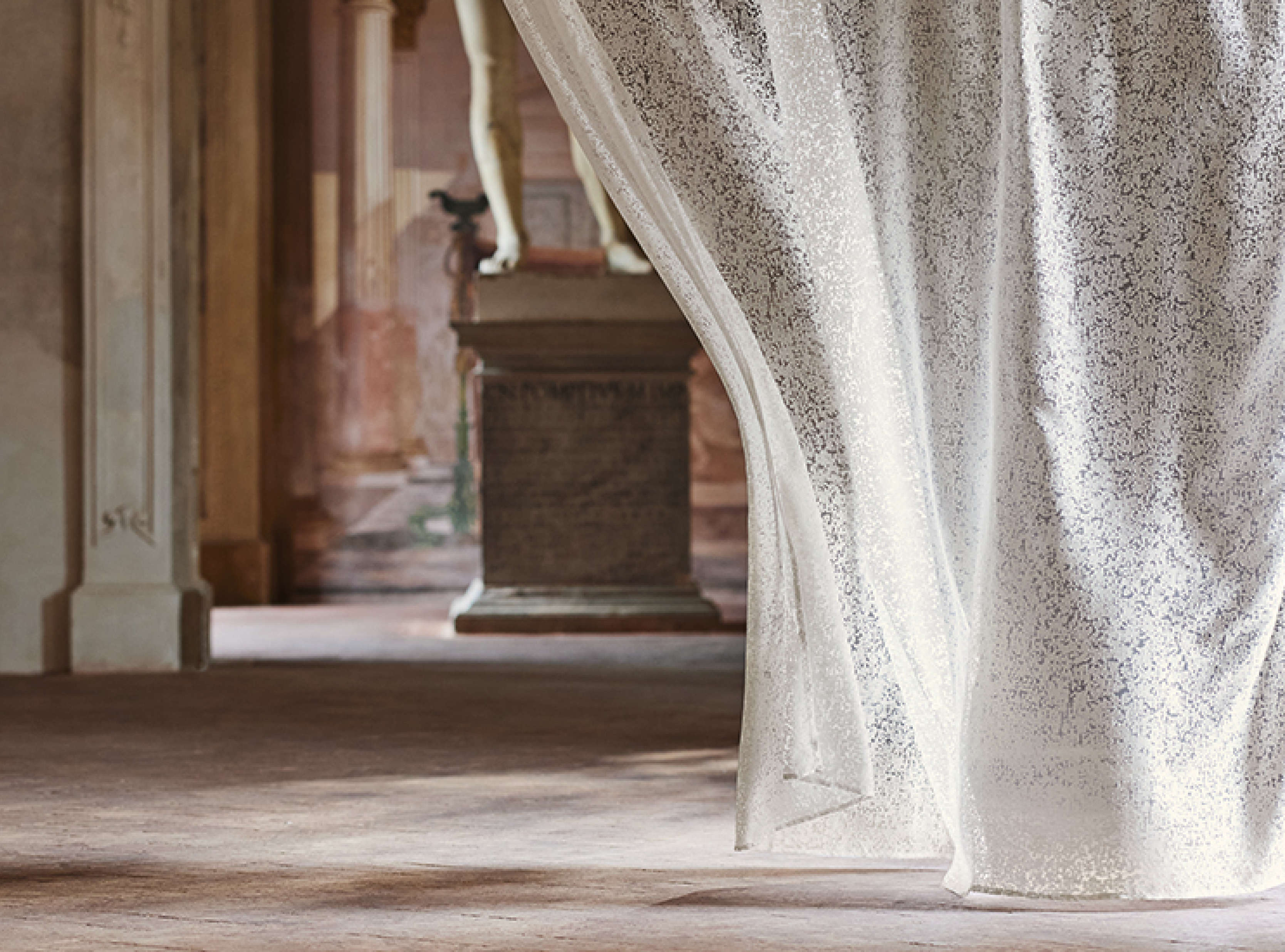 Isoku | Decorative Embroideries, Sheers & Weaves | Black Edition