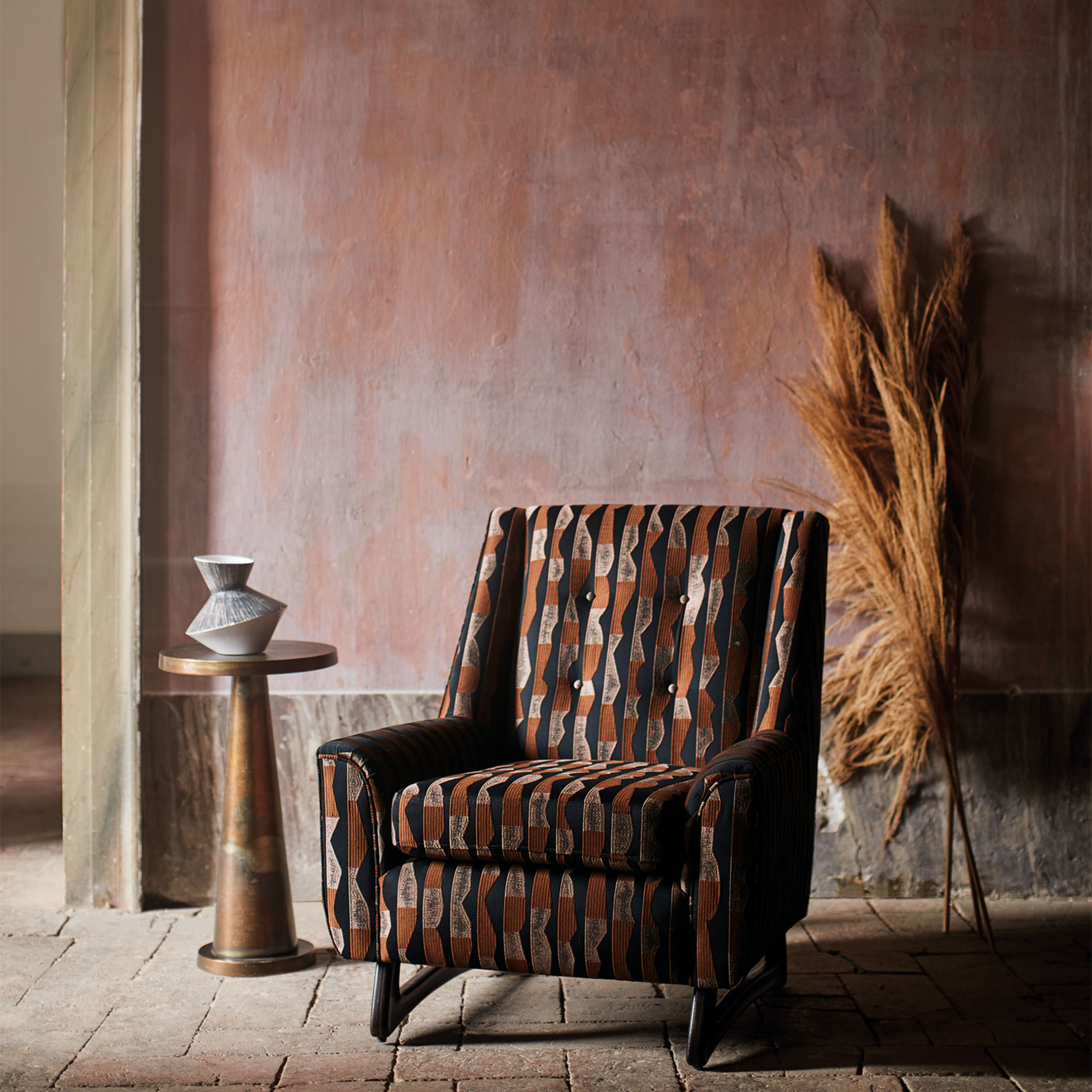 Ozari Mehndi | Tabala | Embroidered Cotton Satin | Black Edition