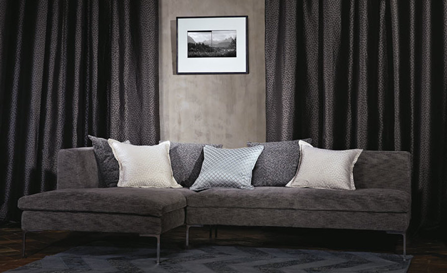 Inachi | Textured Weaves | Black Edition