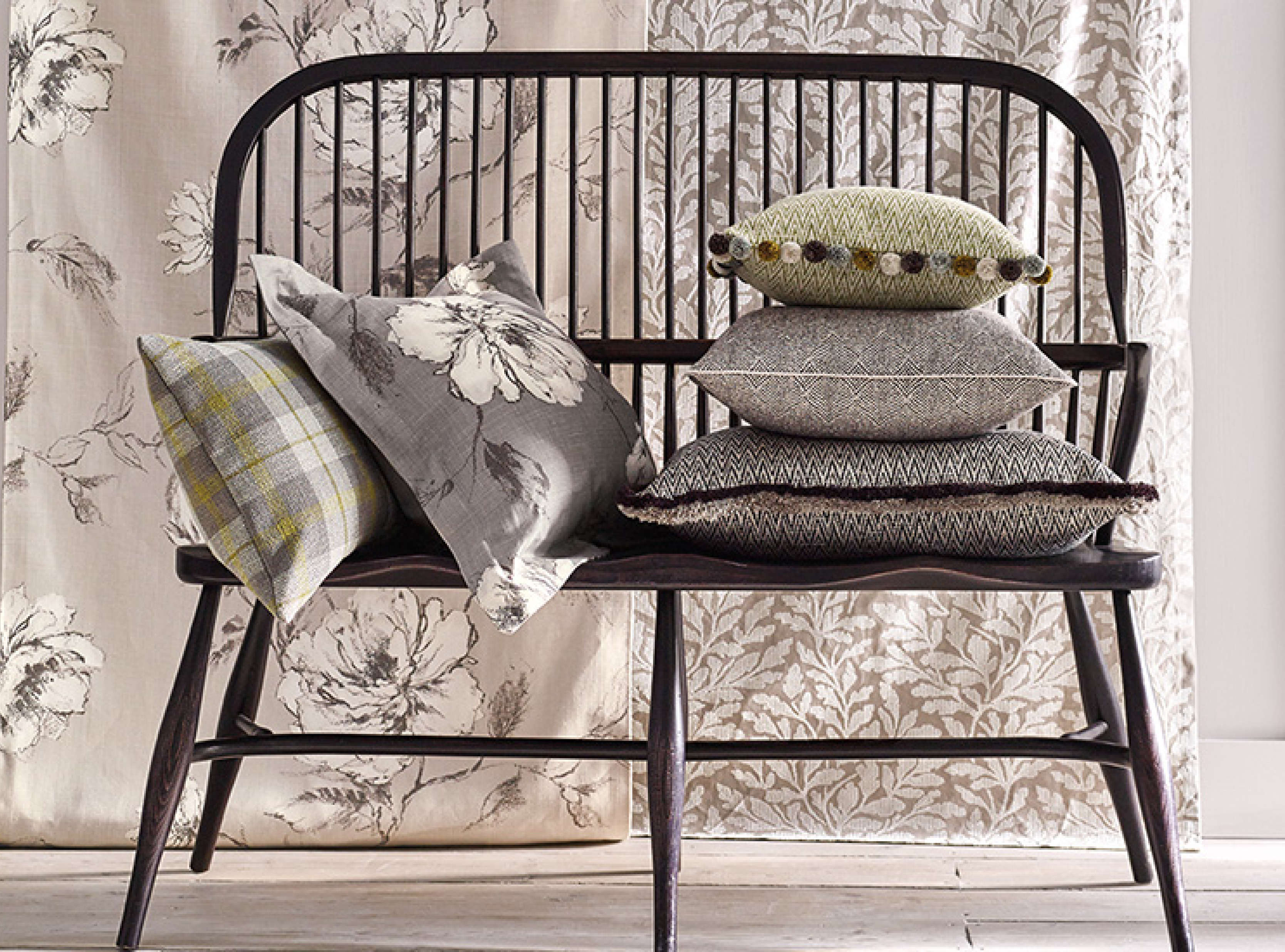 Kelso | Prints, Weaves and Embroideries | Romo Fabrics