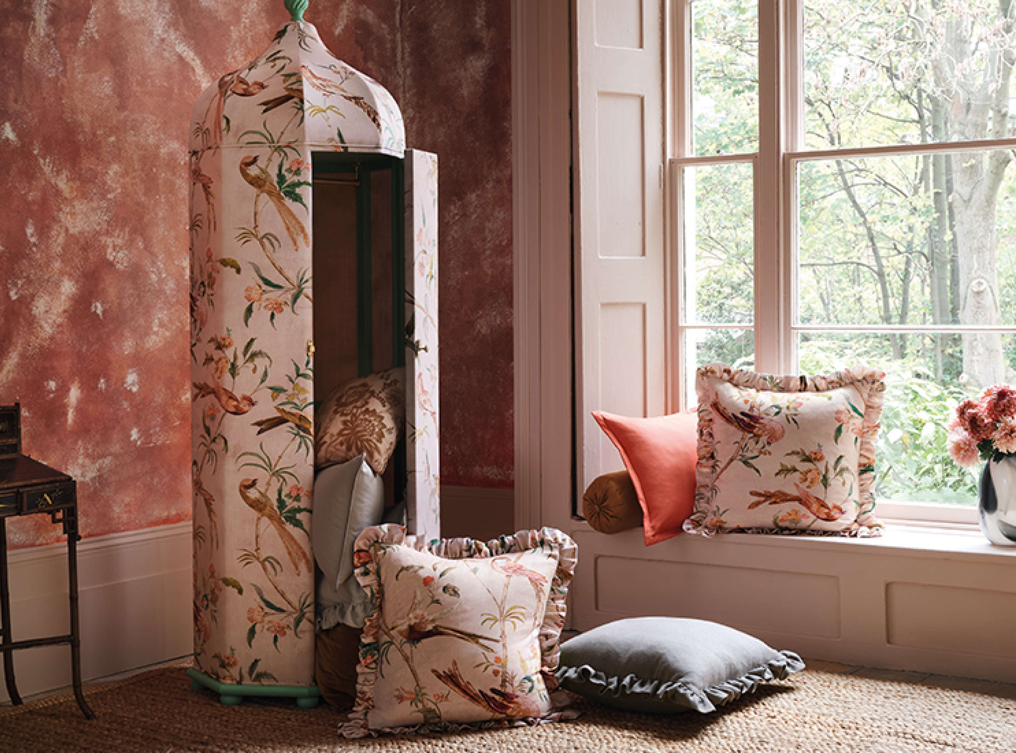 Pluma | Decorative Prints & Embroideries | Romo Fabrics