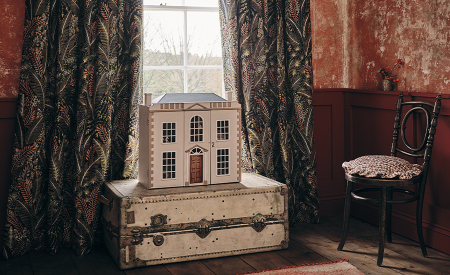 Pluma | Decorative Prints & Embroideries | Romo Fabrics