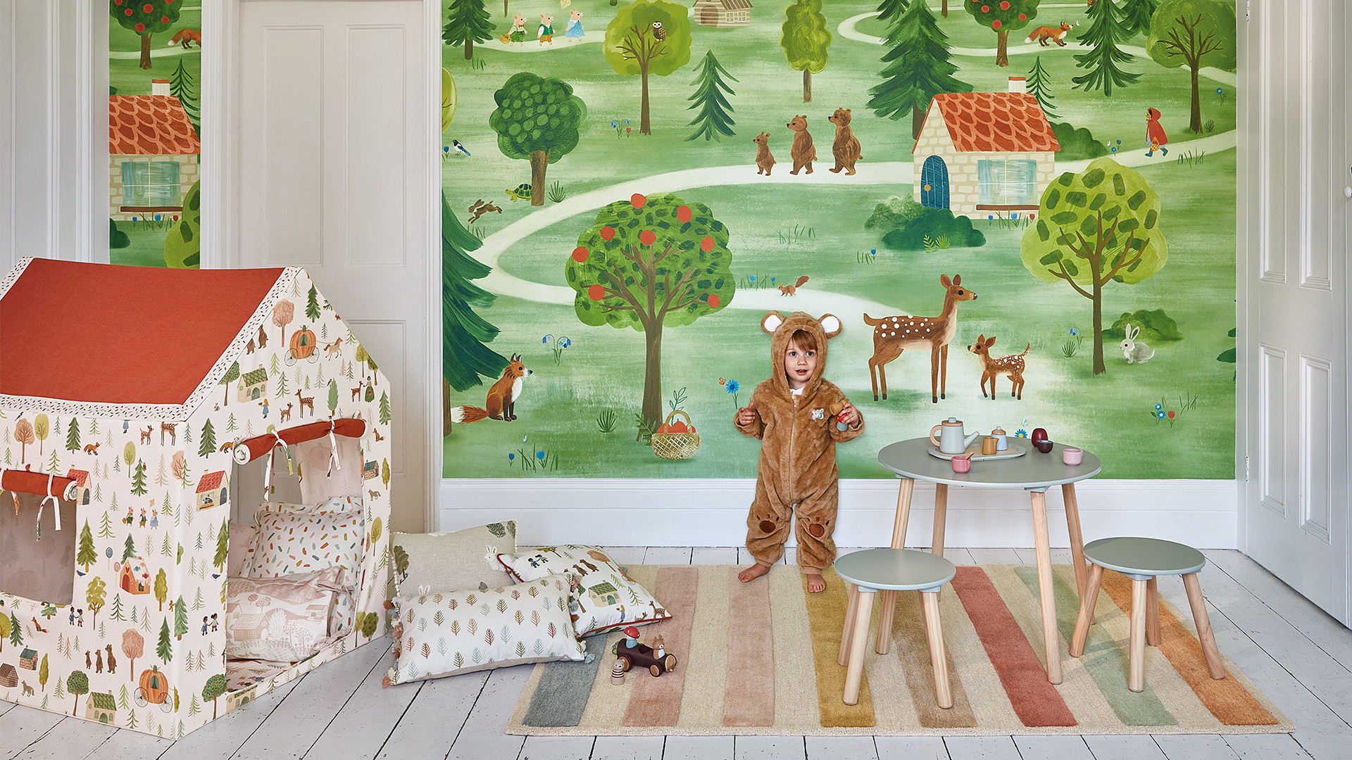 Villa Nova | Luxury Upholstery Fabrics & Wallcovering Collections