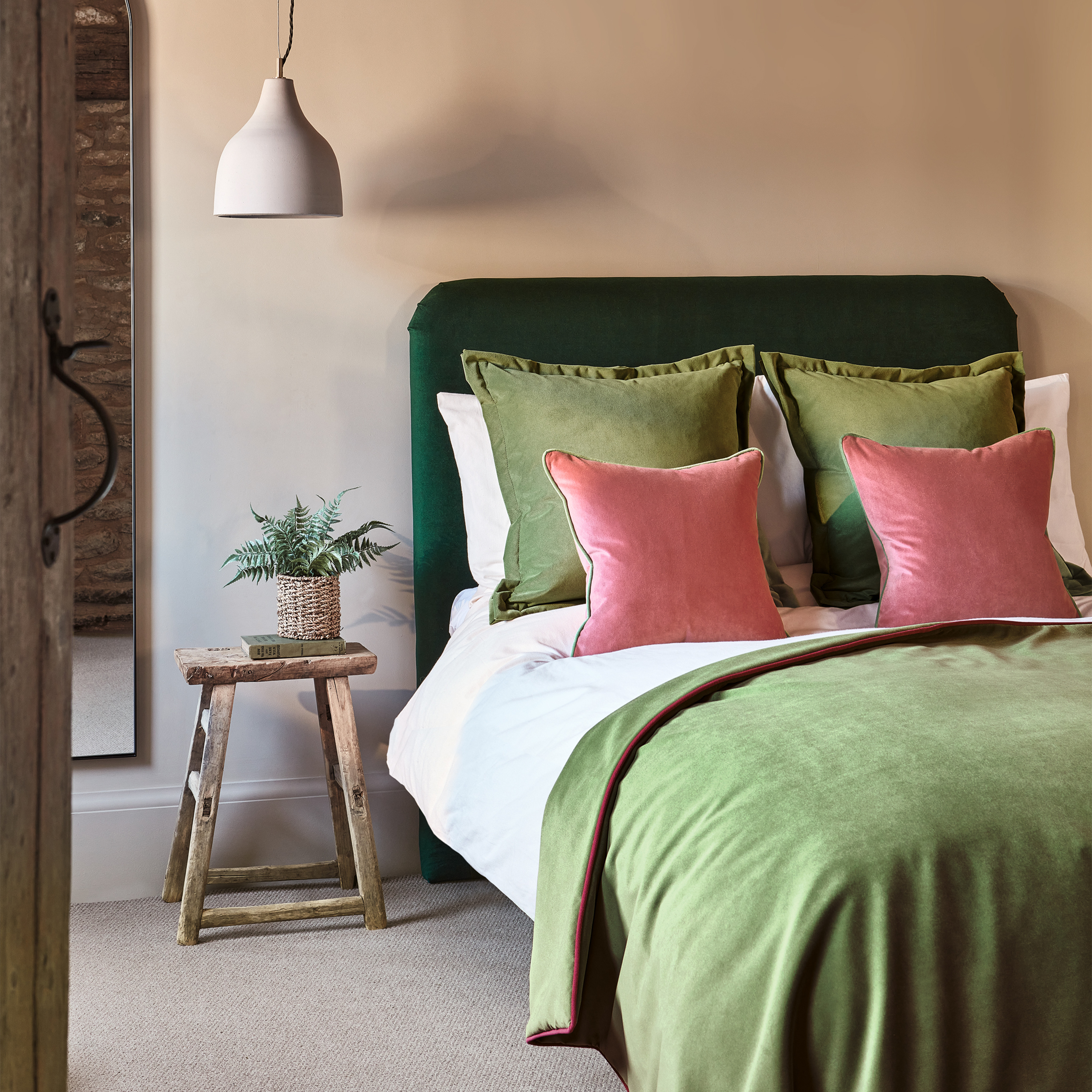 Atil II Kiwi | Atil II | EasyClean Velvet | Villa Nova