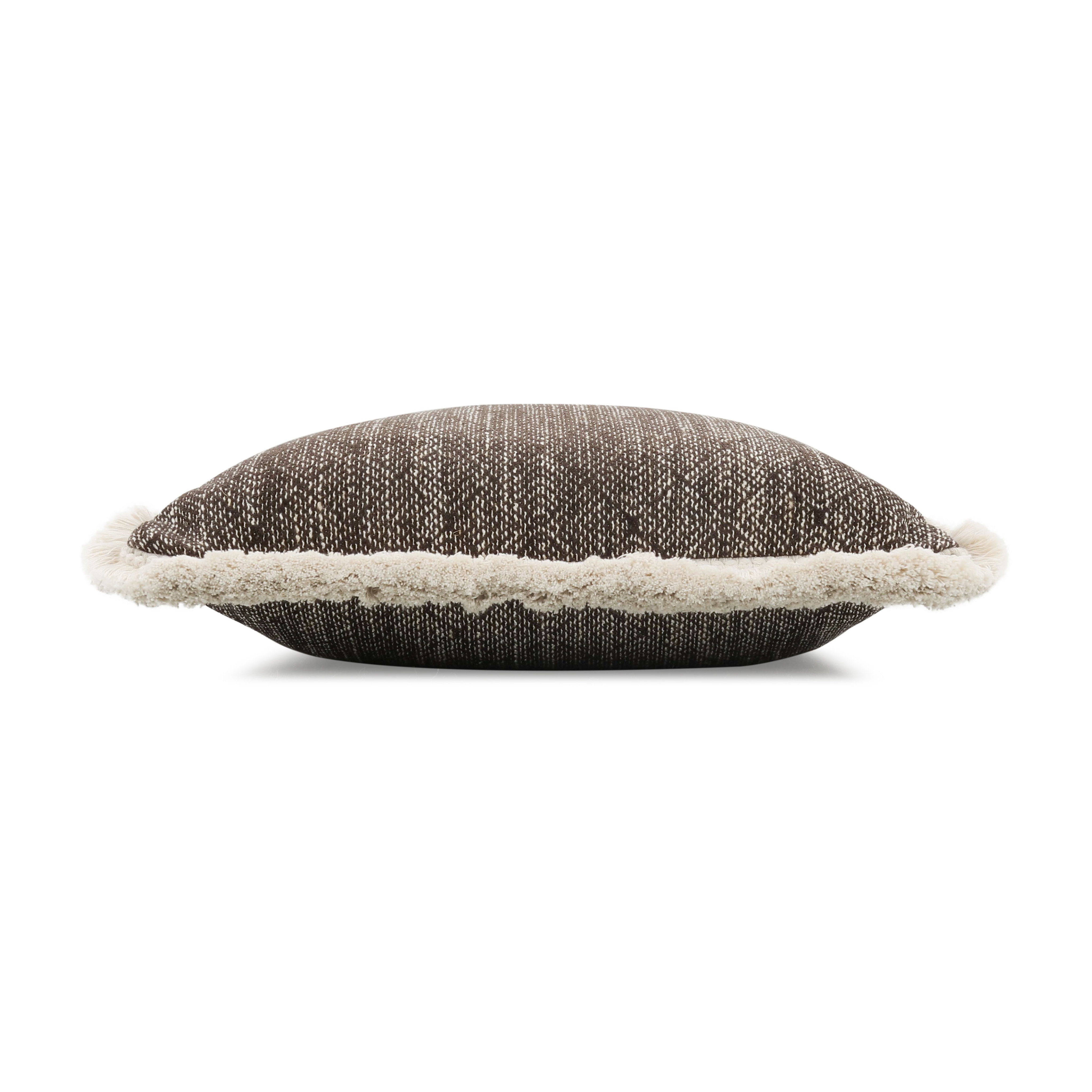 Akalu Cushion Pepper | Zibar Cushions | Villa Nova