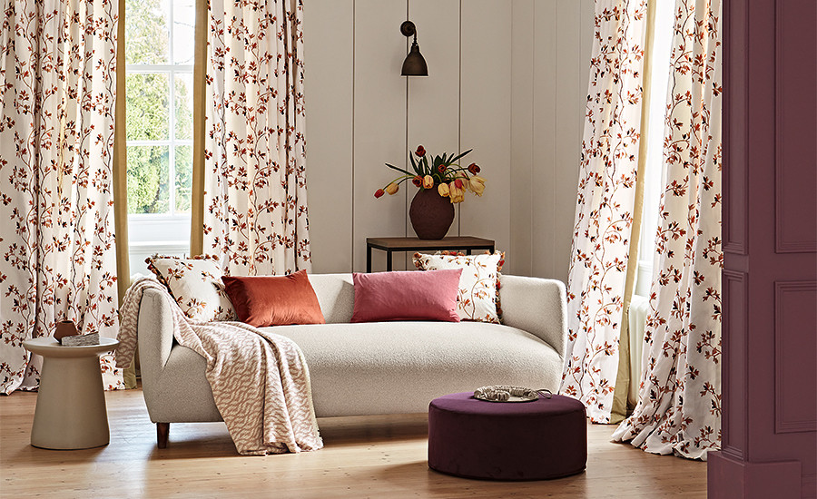 Abloom | Embroideries | Villa Nova