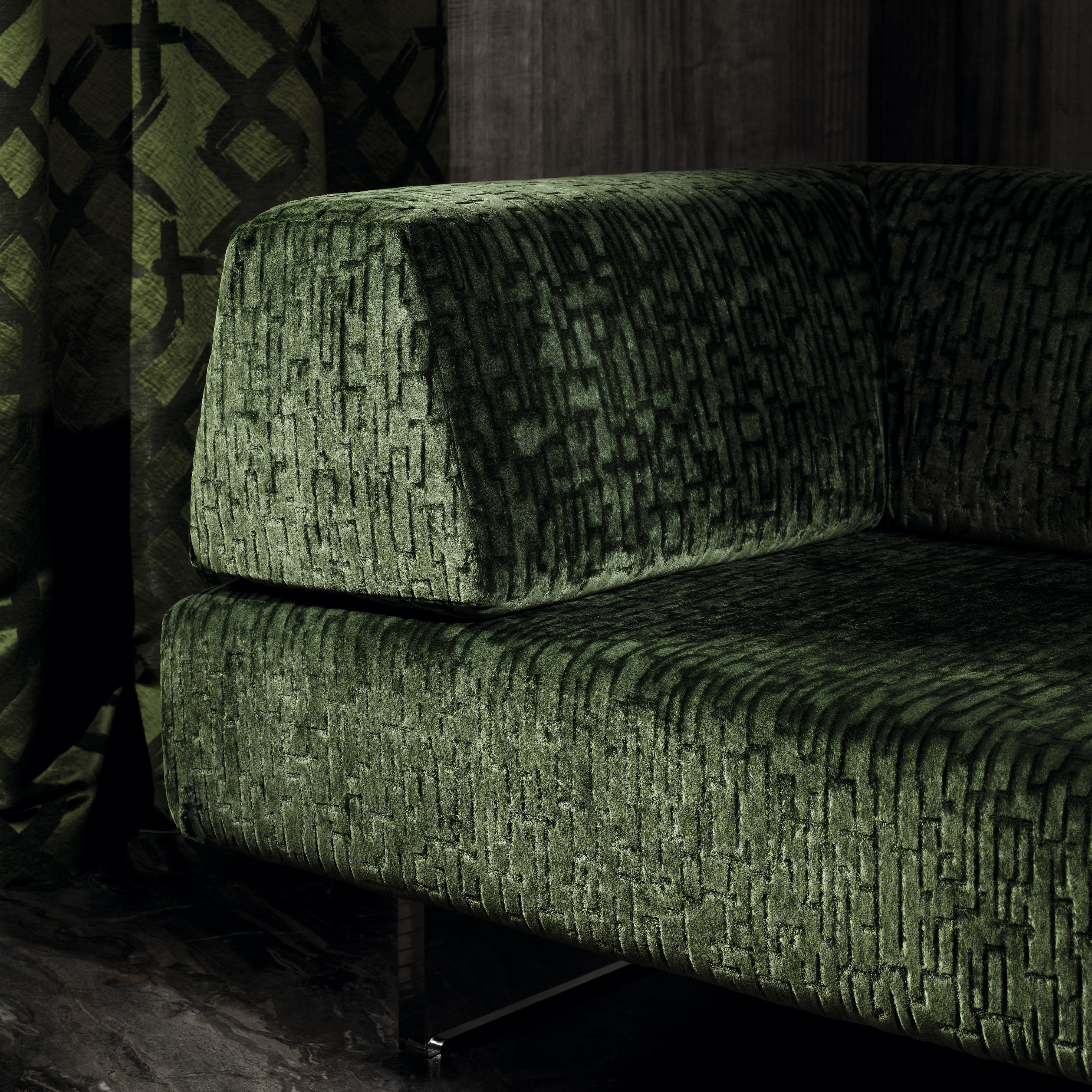 Cookie Hunting | Allure | Decorative Velvet | Zinc Textile
