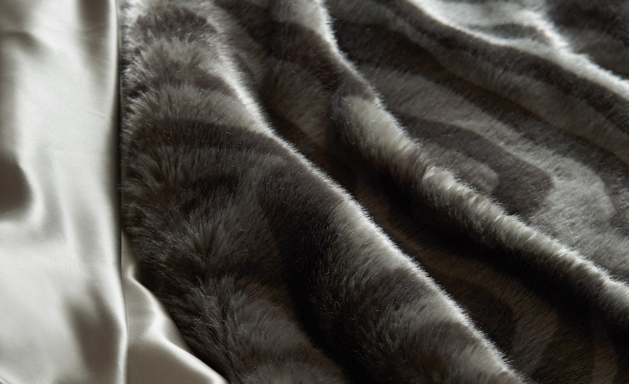 Throws | Zinc Textile